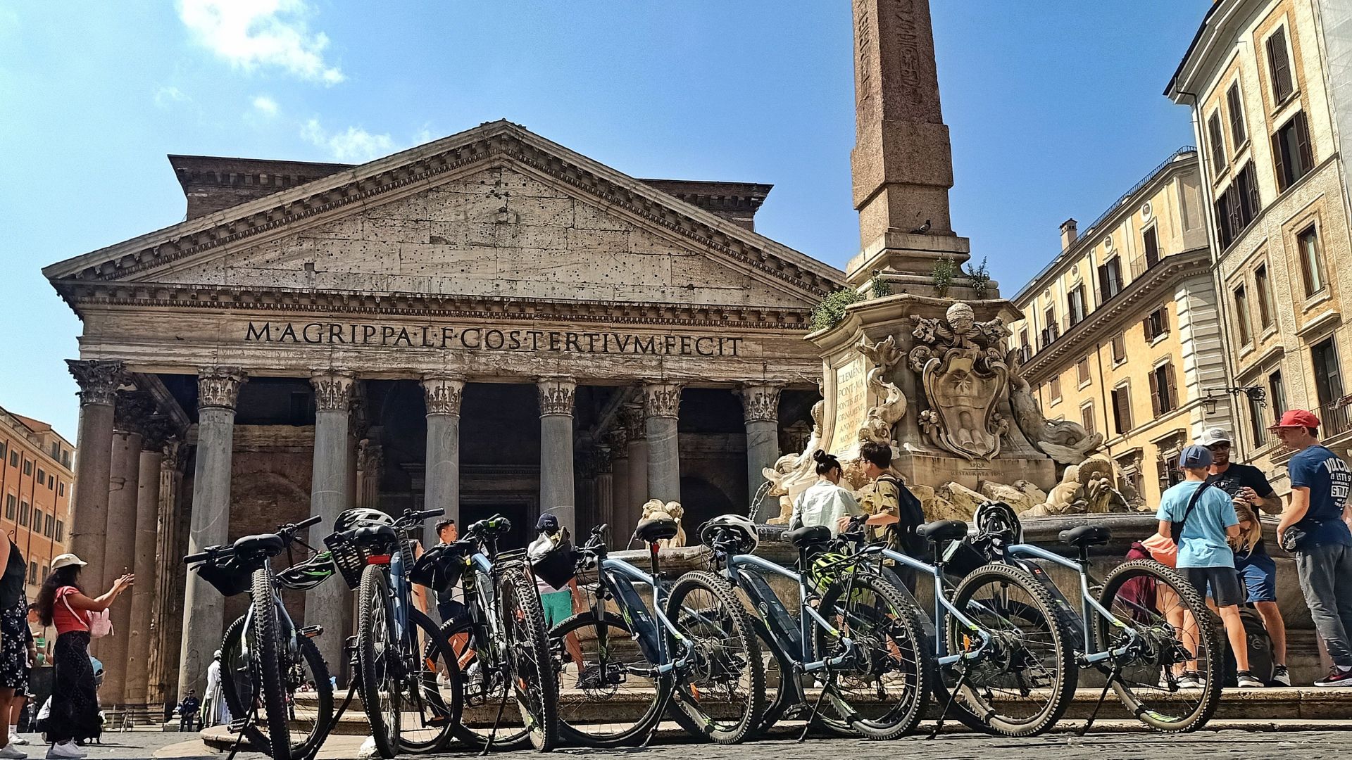 Welcome to Rome: From Ancient to Modern Secrets - Bicycle Roma